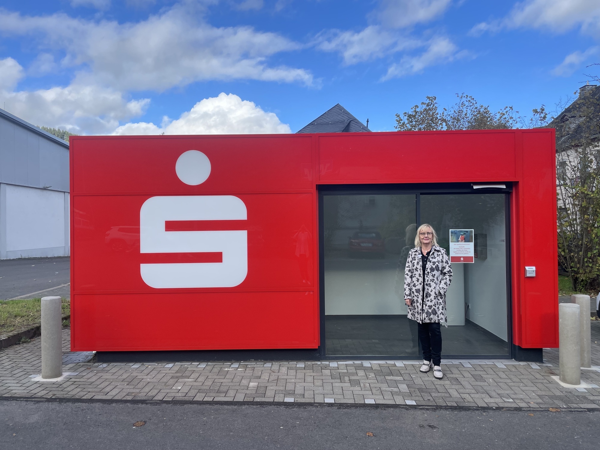 Kirn: Neuer Geldautomat mit Tinte ausgestattet - Landkreis Bad ...