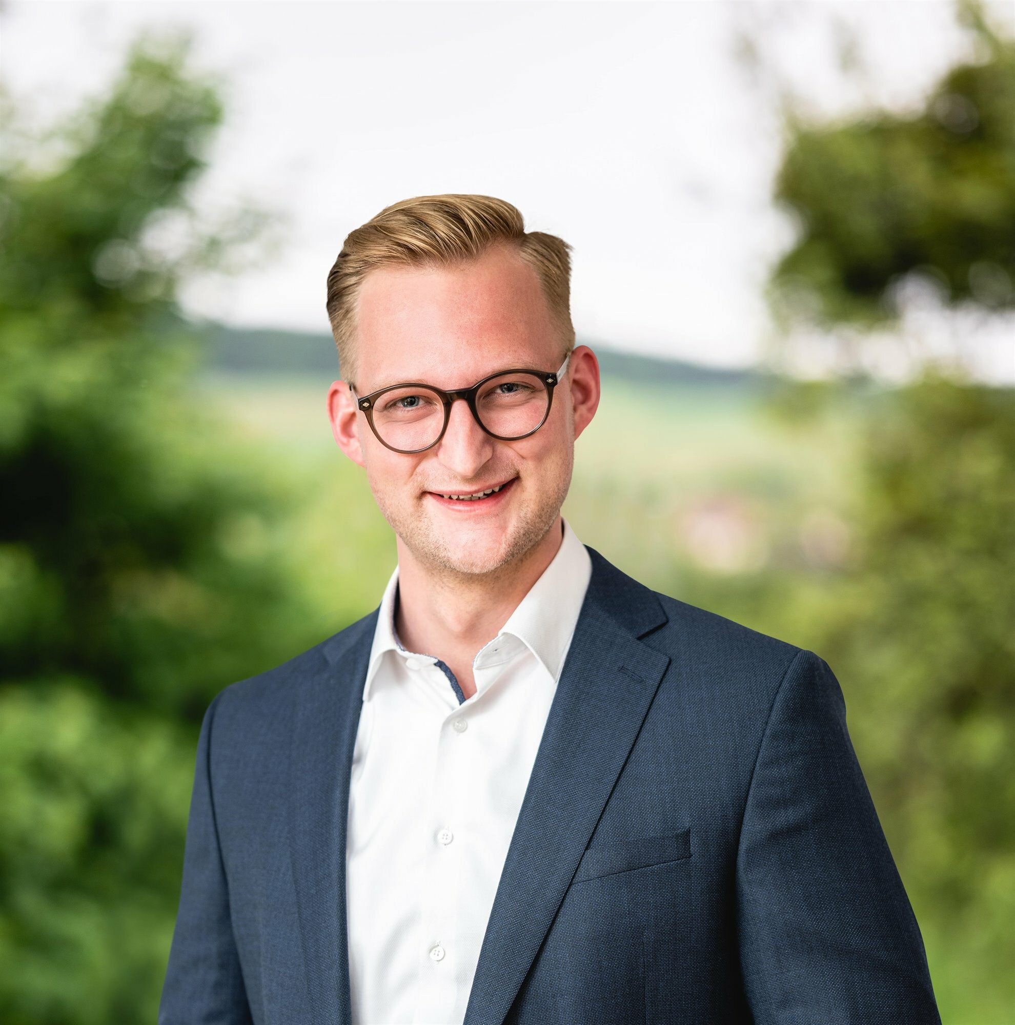 Ein Amt, drei Kandidaten - Eifelkreis Bitburg-Prüm - Wochenspiegel