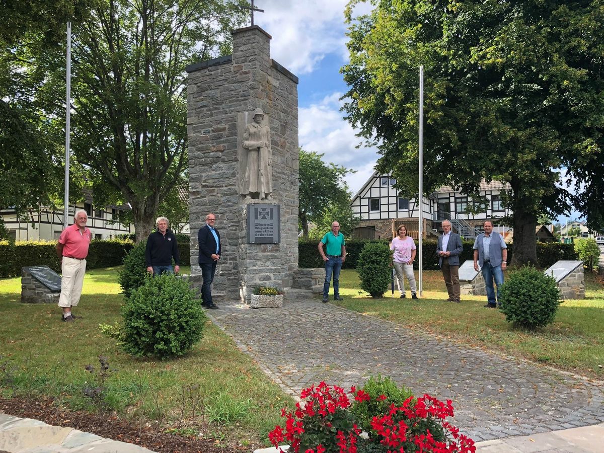 Ein würdiges Ehrenmal - Altkreis Monschau - Wochenspiegel