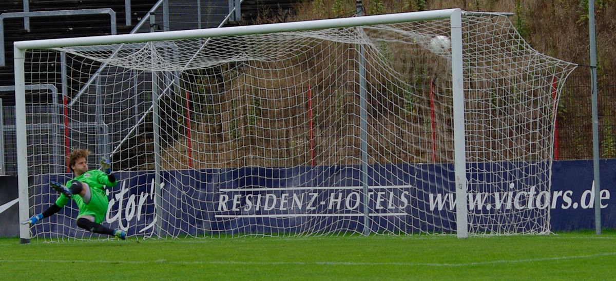 Karbach bleibt nach 2:2 in Völklingen an der Tabellenspitze - Rhein ...